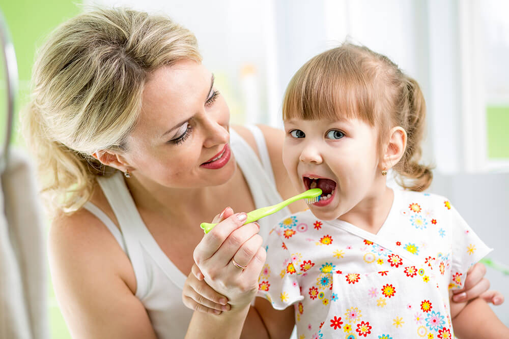 Teaching Child To Brush Teeth
